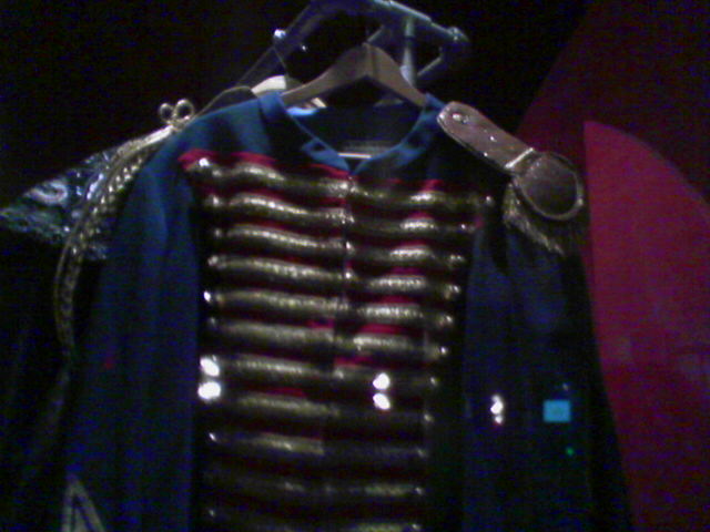 Met Opera’s Pit Exposed; Luciano’s Costumes Deflated UPDATED | CultureGrrl